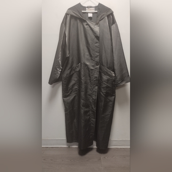 Linda Lundstrom | Jackets & Coats | Linda Lundstrom La Parka Packable ...